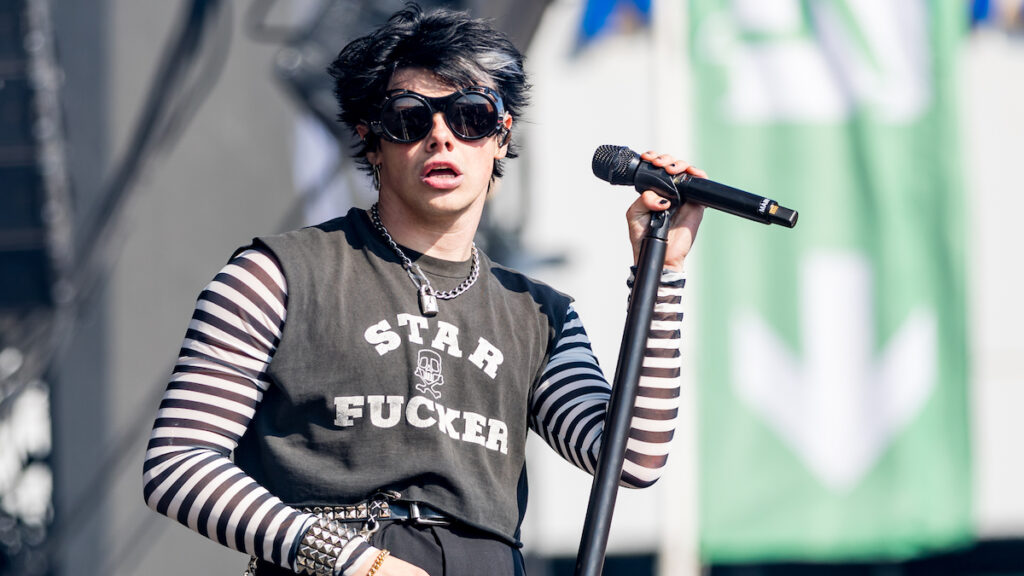 Smashing Pumpkins a YUNGBLUD společně ve skladbě „Zombie“